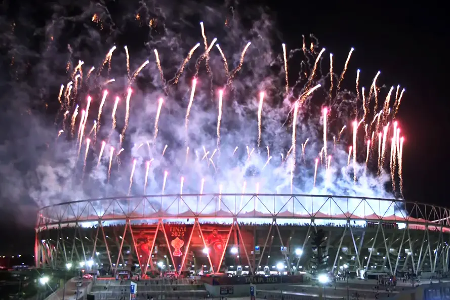 IPL 2025 Final: आरसीबी ने PBKS को 6 रन से हराकर पहली बार जीता खिताब ...